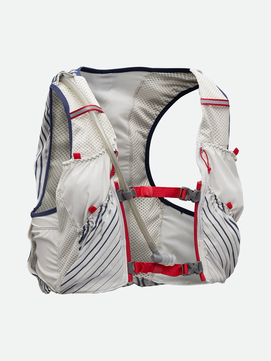 Pinnacle 12 Liter Hydration Race Vest (Clearance) – Trailhead Running ...